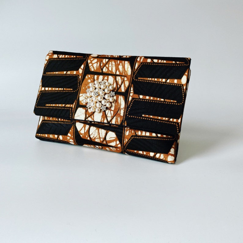 Stand Out With the Eye Catching Retro Style Clutch With - Etsy