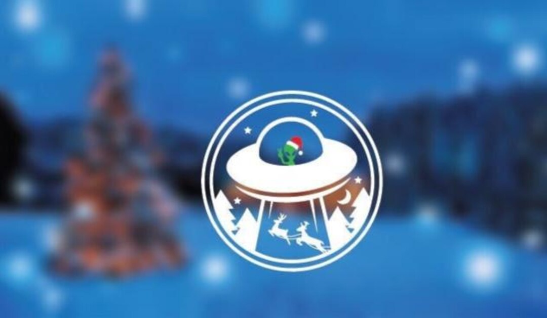 Merry Christmas Alien UFO Vinyl Decal | Santa Hat, Reindeer - Etsy
