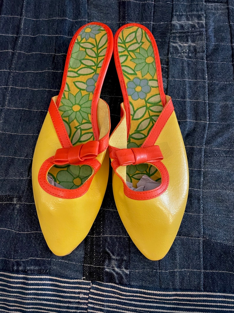 1960s Vintage MOD Orange & Yellow Flats Vinyl Shoes SZ 9 Narrow Made in ...