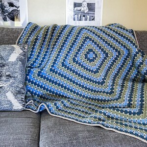 Cozy Cabin Throw Blanket Crochet PATTERN | Mindless & Easy Square ...