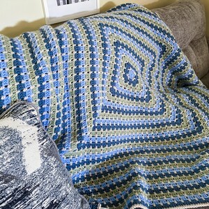 Cozy Cabin Throw Blanket Crochet PATTERN | Mindless & Easy Square ...