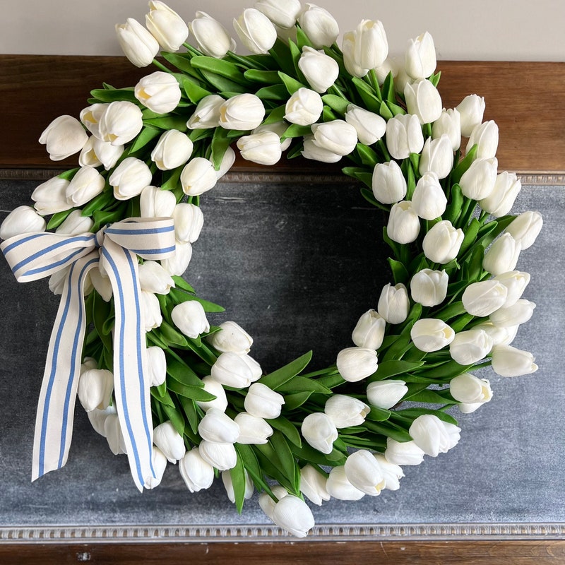 Tulip Wreath - Etsy