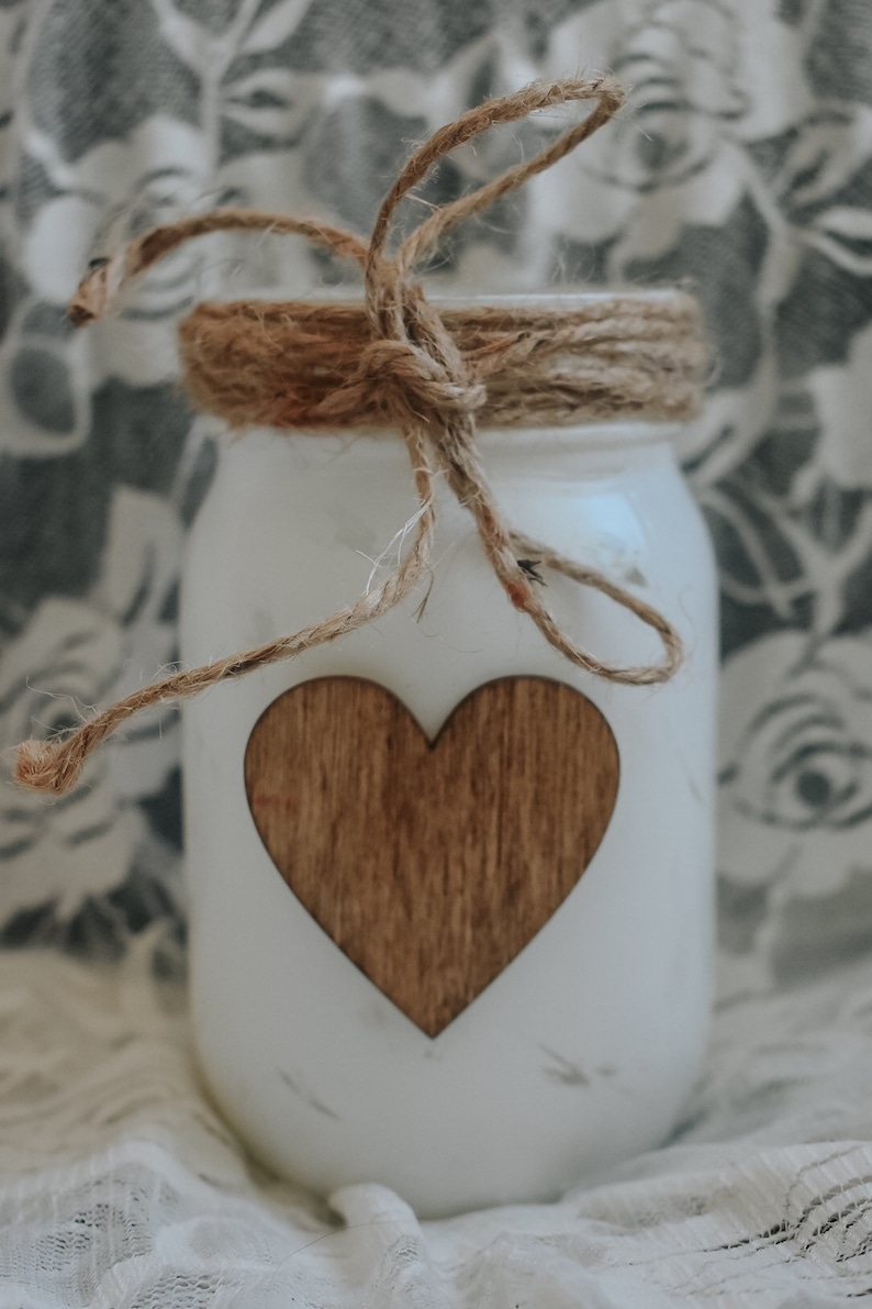Farmhouse Valentine’s Day Decorations on a Budget