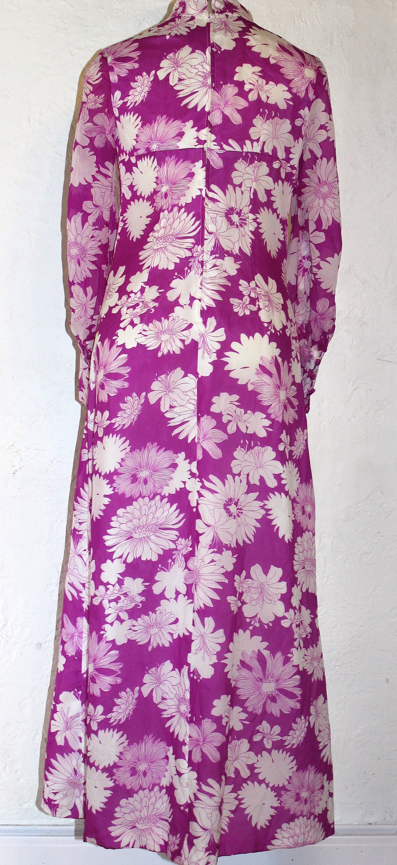 1970 Flower Power Dress / Long Chic Vintage Dress With Flowers / Maxi ...