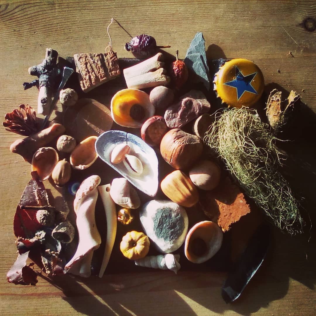 Bone Throwing Oracle Set no2 tarot runes bones curios ritual | Etsy