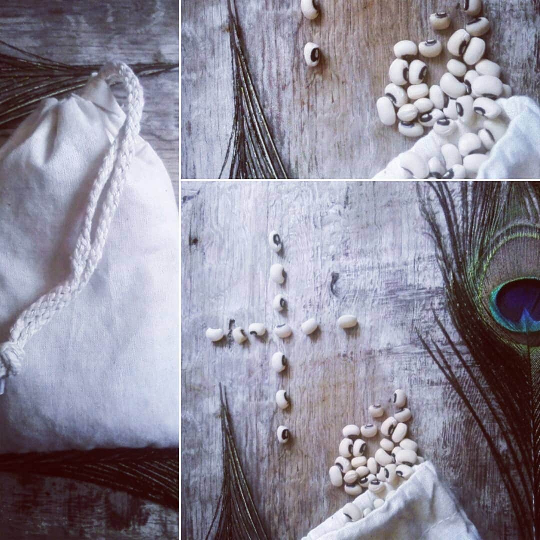 Black Eyed Beans Offerings Altar Good Fortune Bone Reading Voodoo ...