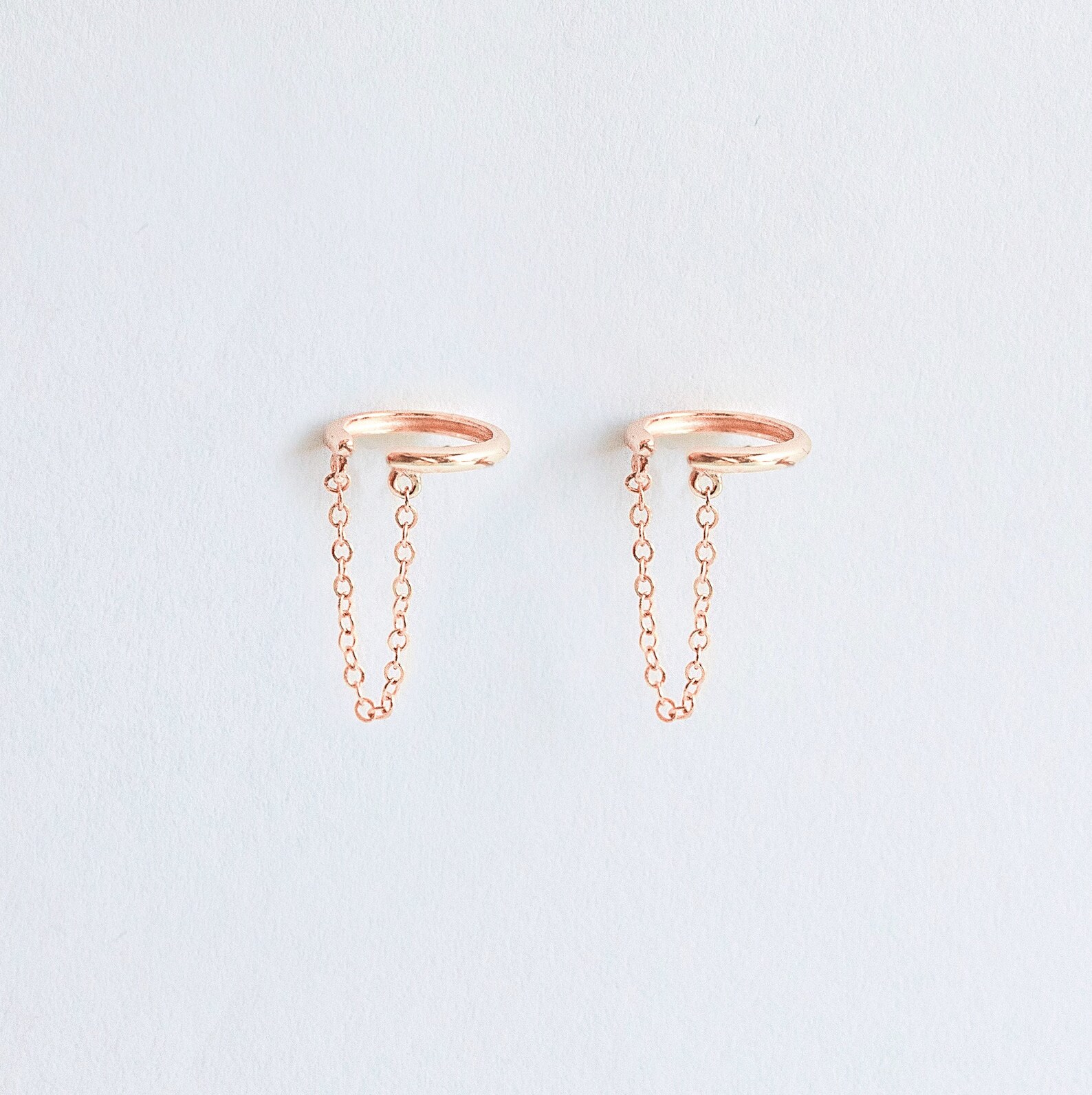 Dainty & Minimalist Dangling Chain Conch Ear Cuff Earrings - Etsy