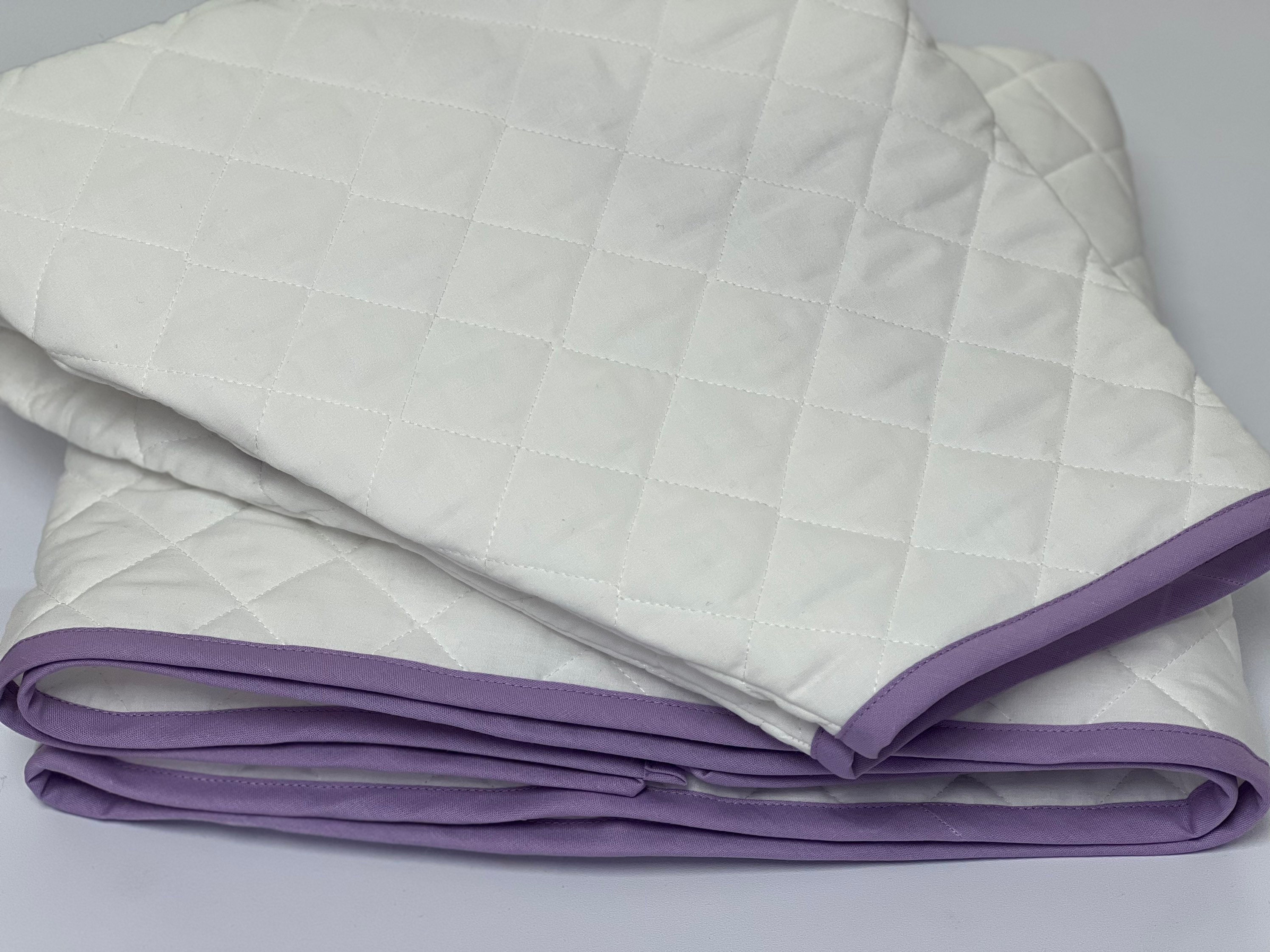 Brother Aveneer Embroidery Machine Dust Cover Set: Quilted ...