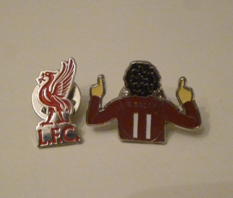 Liverpool FC Pin Badges 2 | Etsy