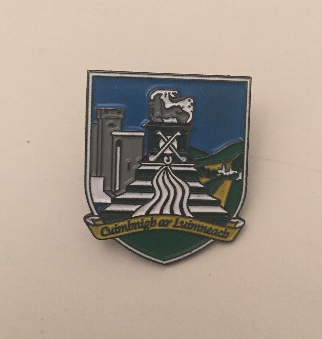 Limerick GAA Pin Badge - Etsy