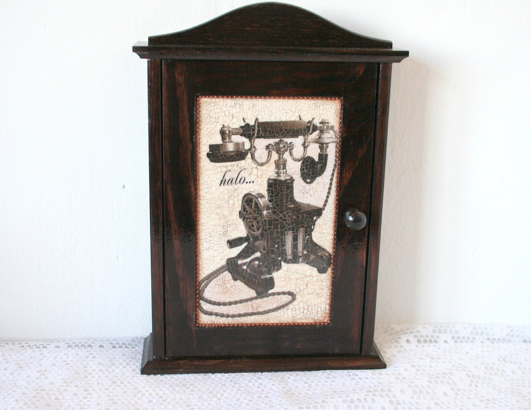 Wooden Key Box With Old Antique Telphone, Key Locker, Key Holder for ...