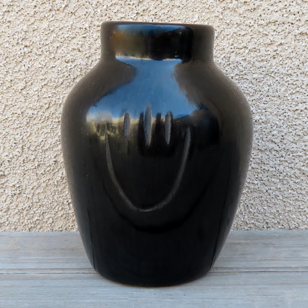 Native American Pottery-santa Clara Pueblo-handmade Polished Black Jar ...