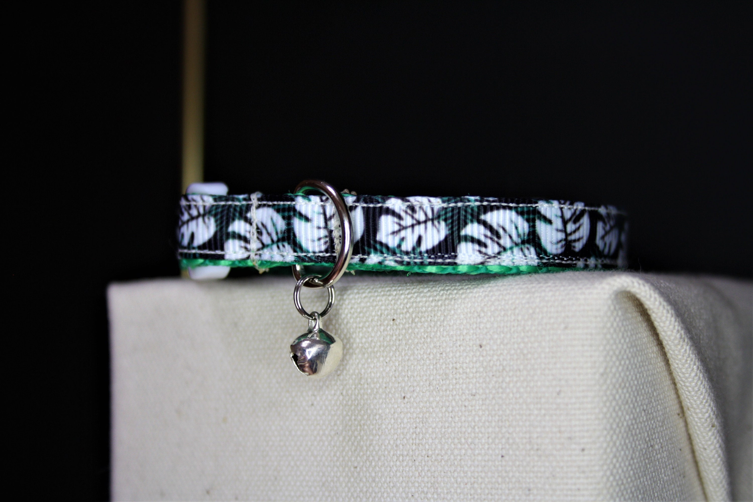 CAT COLLAR Kitten Collar Green Collar Tropical Exotic - Etsy