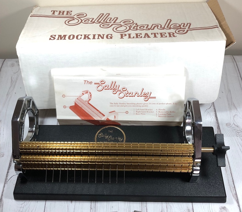 Sally Stanley Smocking Pleater Machine 24 Row Pleating - Etsy