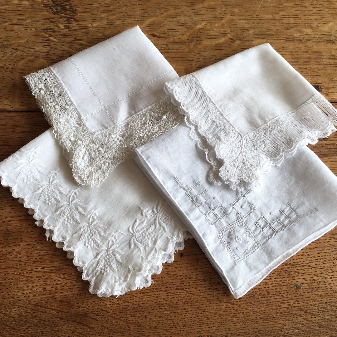 Vintage 1950s White Lace Embroidered Handkerchiefs Hankies X Four ...