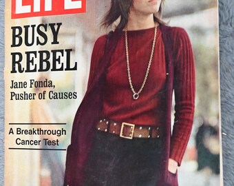 April 23 1971 Life Magazine Busy Rebel Pusher of Causes Jane Fonda on ...