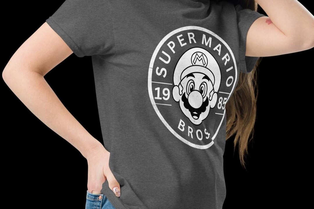 Distressed Super Mario Bros. 1985 T-shirt: Retro Gamer Tee - Etsy