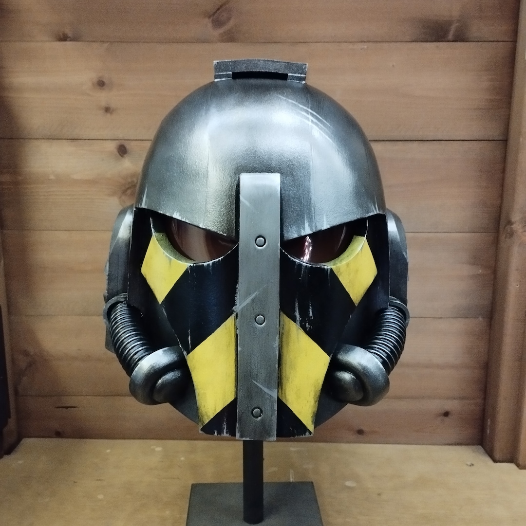 Iron Warriors Helmet Cosplay Warhammer 40k Chaos Marine Helmet Foam ...