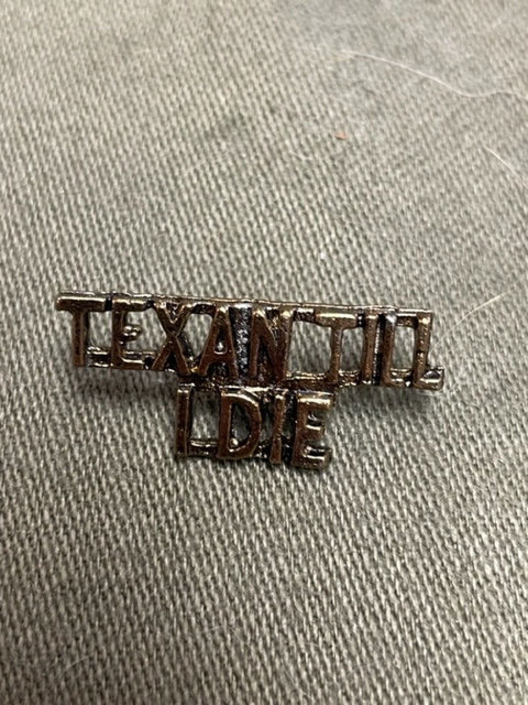 Texan Till I Die Backpack Pin - Jacket Pin - Graffiti Pin - Lapel Pin ...