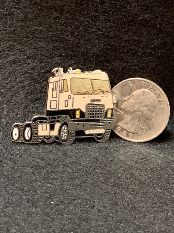 18 Wheeler Semi Truck Enamel Backpack pin - Jacket P… - Gem