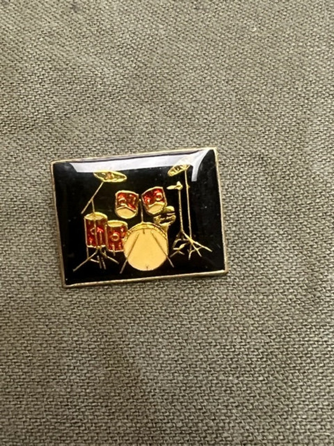 Rock and Roll Drummer Drum Set Enamel Backpack Pin Jacket Pin Graffiti ...