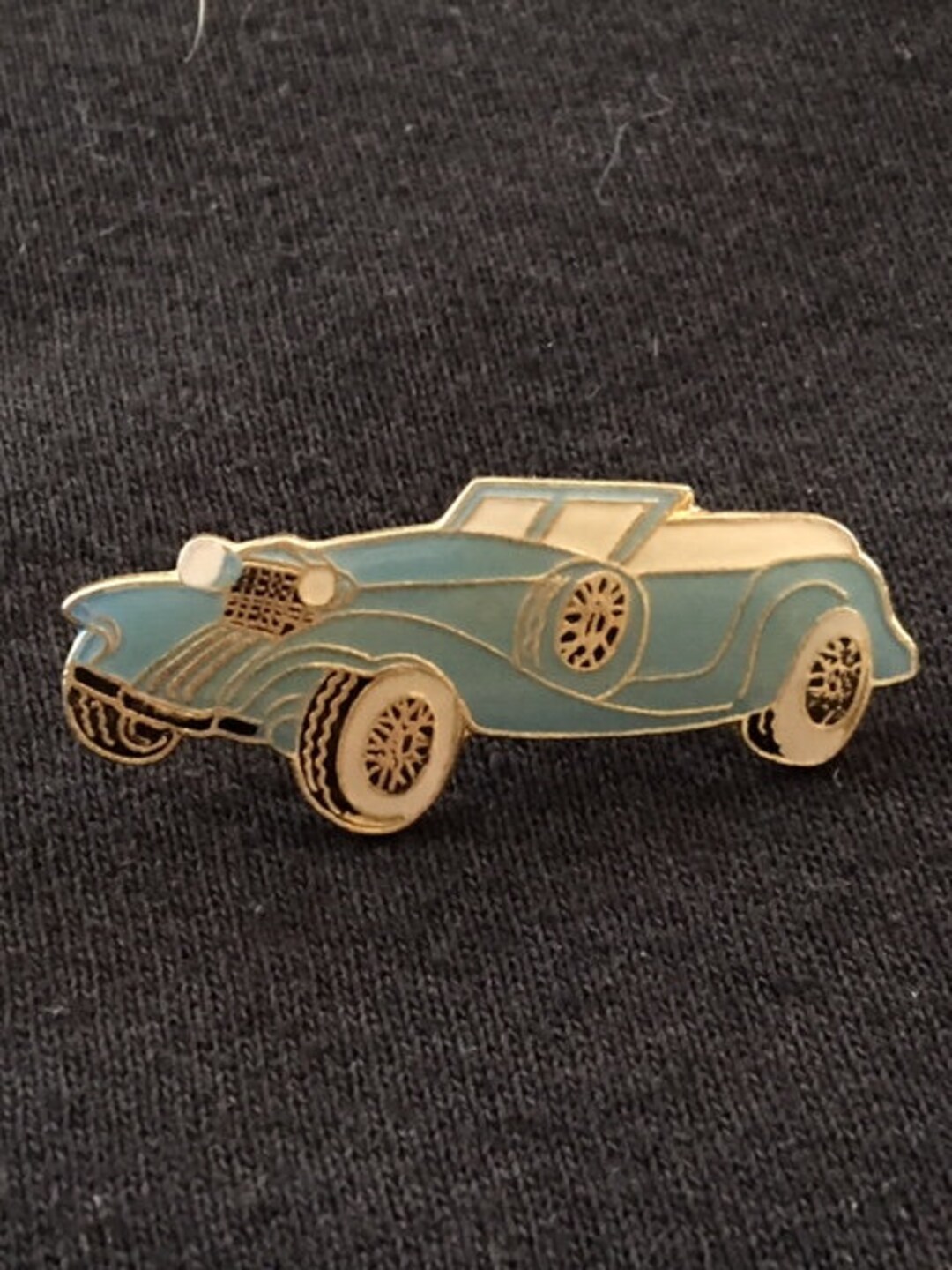 Classic Car Enamel Backpack Pin - Jacket Pin - Graffiti Pin - Lapel Pin ...