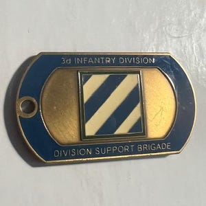 3rd Division Support Brigade Challenge Coin With Oath of Reenlistment ...