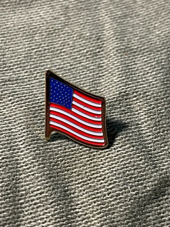 USA Flag Pin - Gem