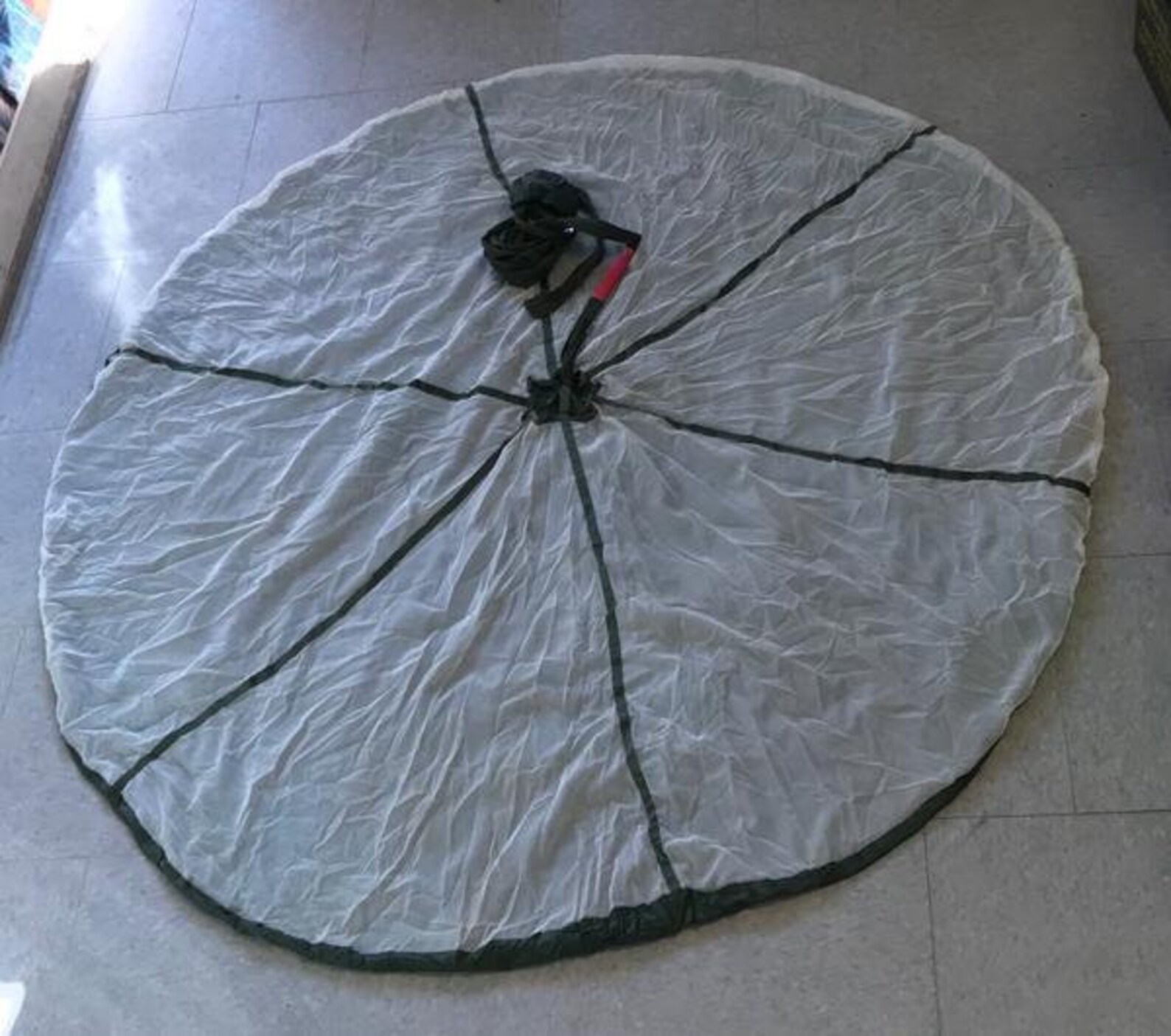 US Military Demil US T-10 Reserve Pilot Parachute 4 1/2 Ft Diameter ...