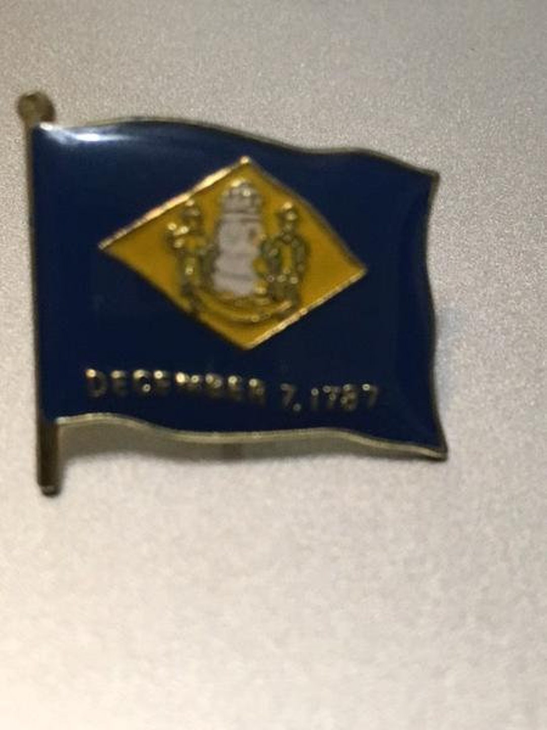 Delaware State Flag Enamel Backpack Pin - Jacket Pin - Graffiti Pin ...