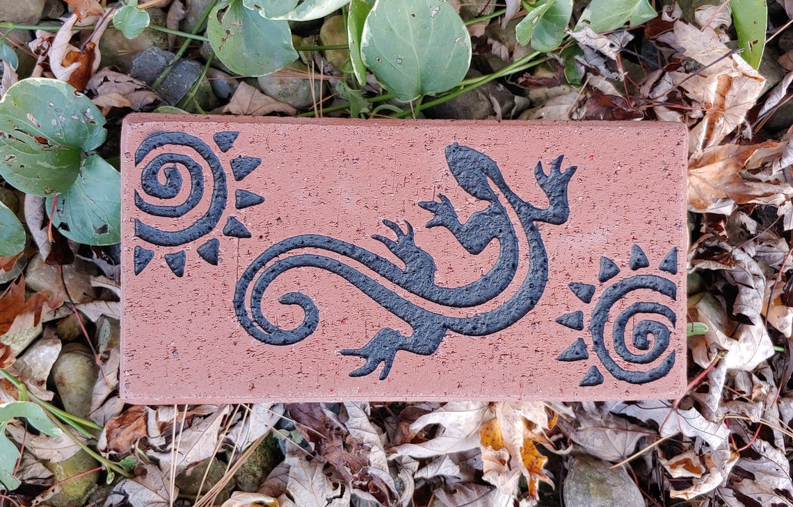 LIZARD GECKO Carved Stone / Engraved Brick Paver / Garden / Southwest ...