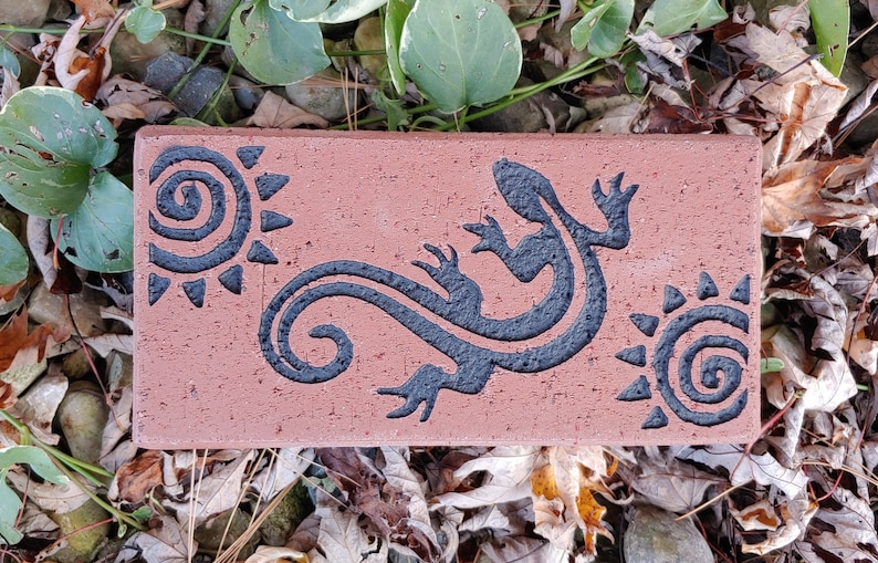 LIZARD GECKO Carved Stone / Engraved Brick Paver / Garden / Southwest ...