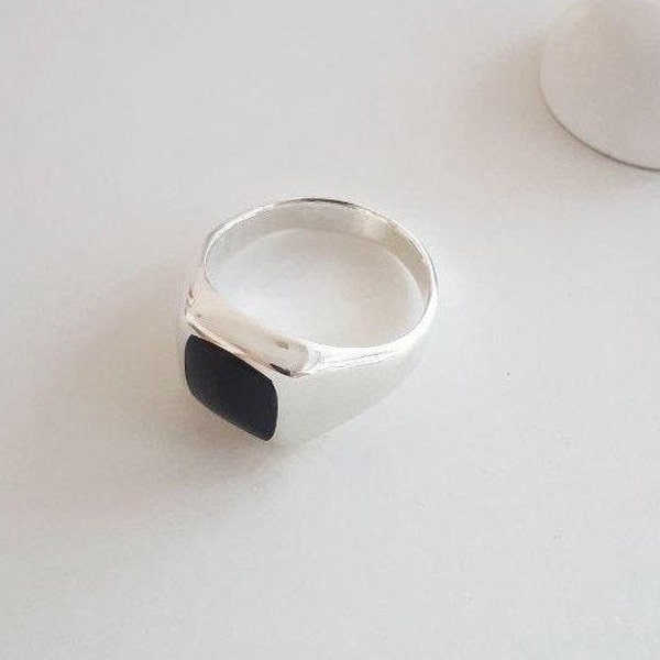 Onyx Signet Ring - Etsy