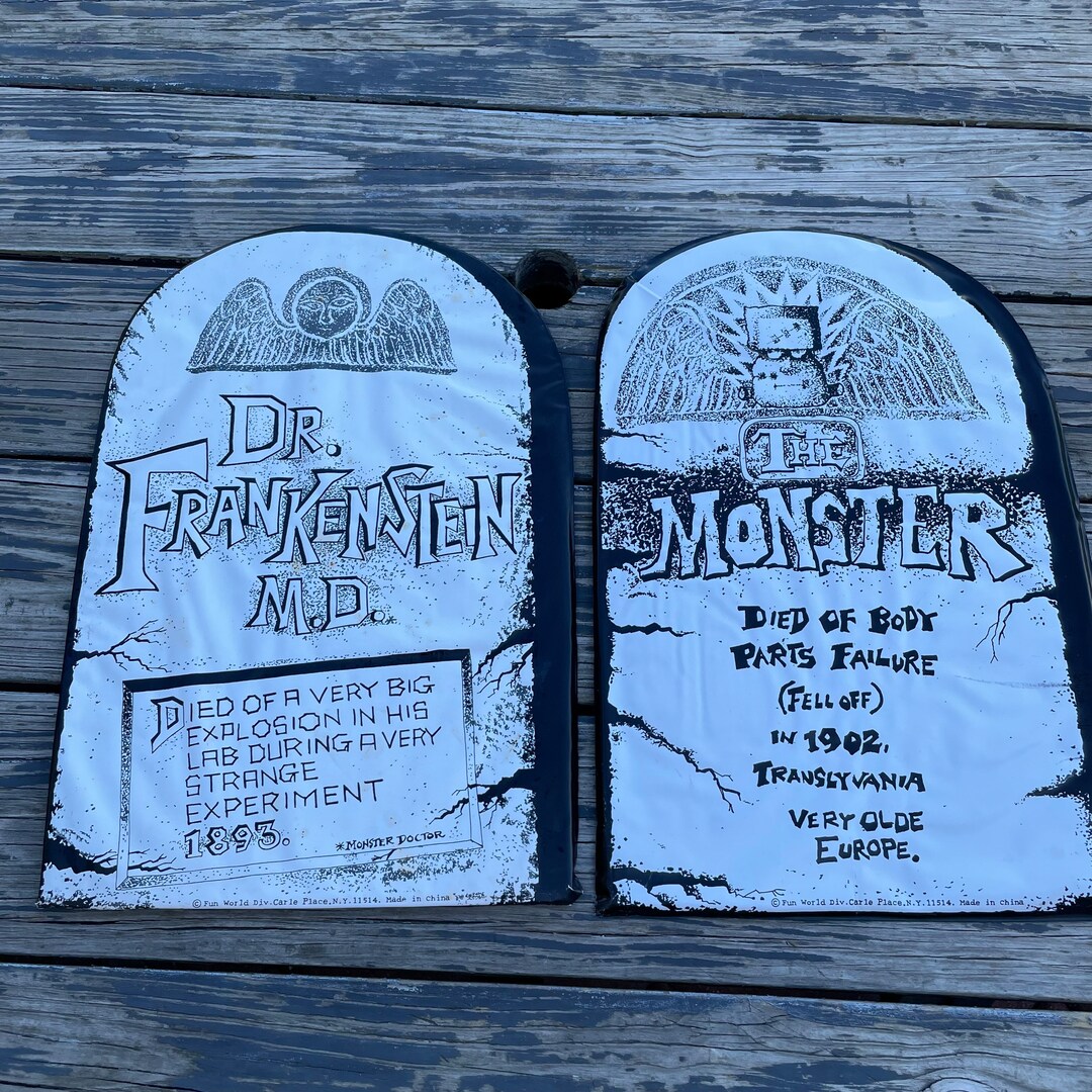 Vintage 1990s Fun World Plastic Tombstones Halloween Decor Large Size ...