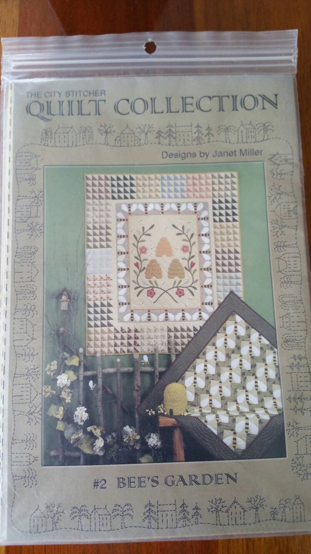 The City Stitcher 2 Design by Janet Miller Bee's Garden und Bienen im ...