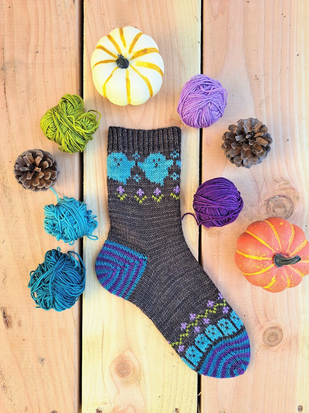 Garden Ghouls/ Mid-calf Ghost Socks Pattern/ Colorwork Stranded ...