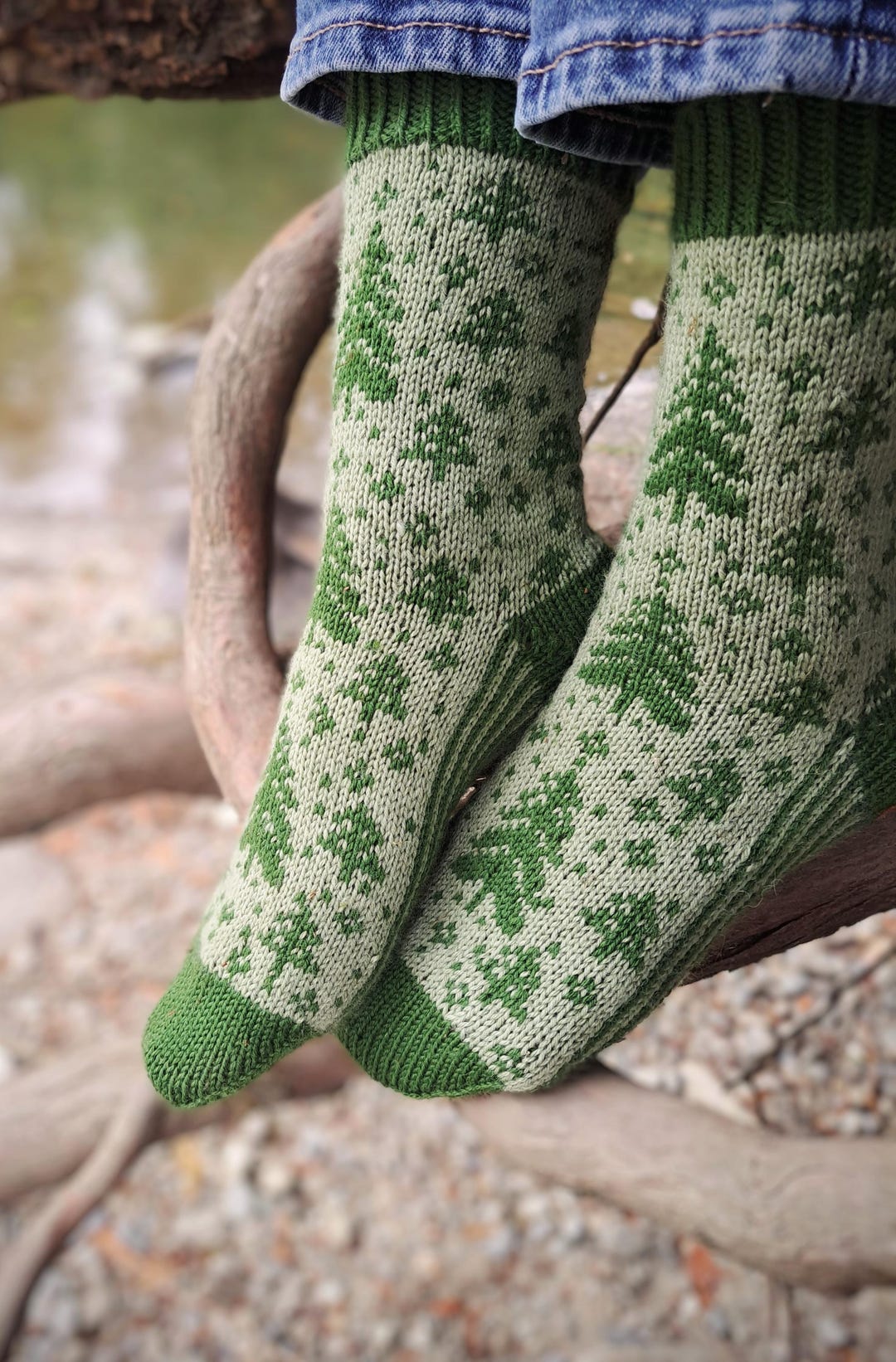 Tree-t Yourself Socks/ Mid-calf Knitting Pattern/ Colorwork Sock ...