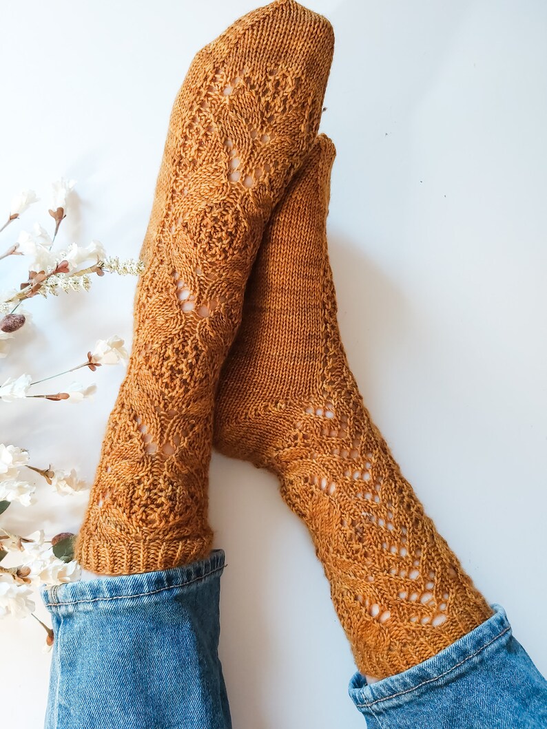 The Isla Socks/ Lace Sock Knitting Pattern/ - Etsy