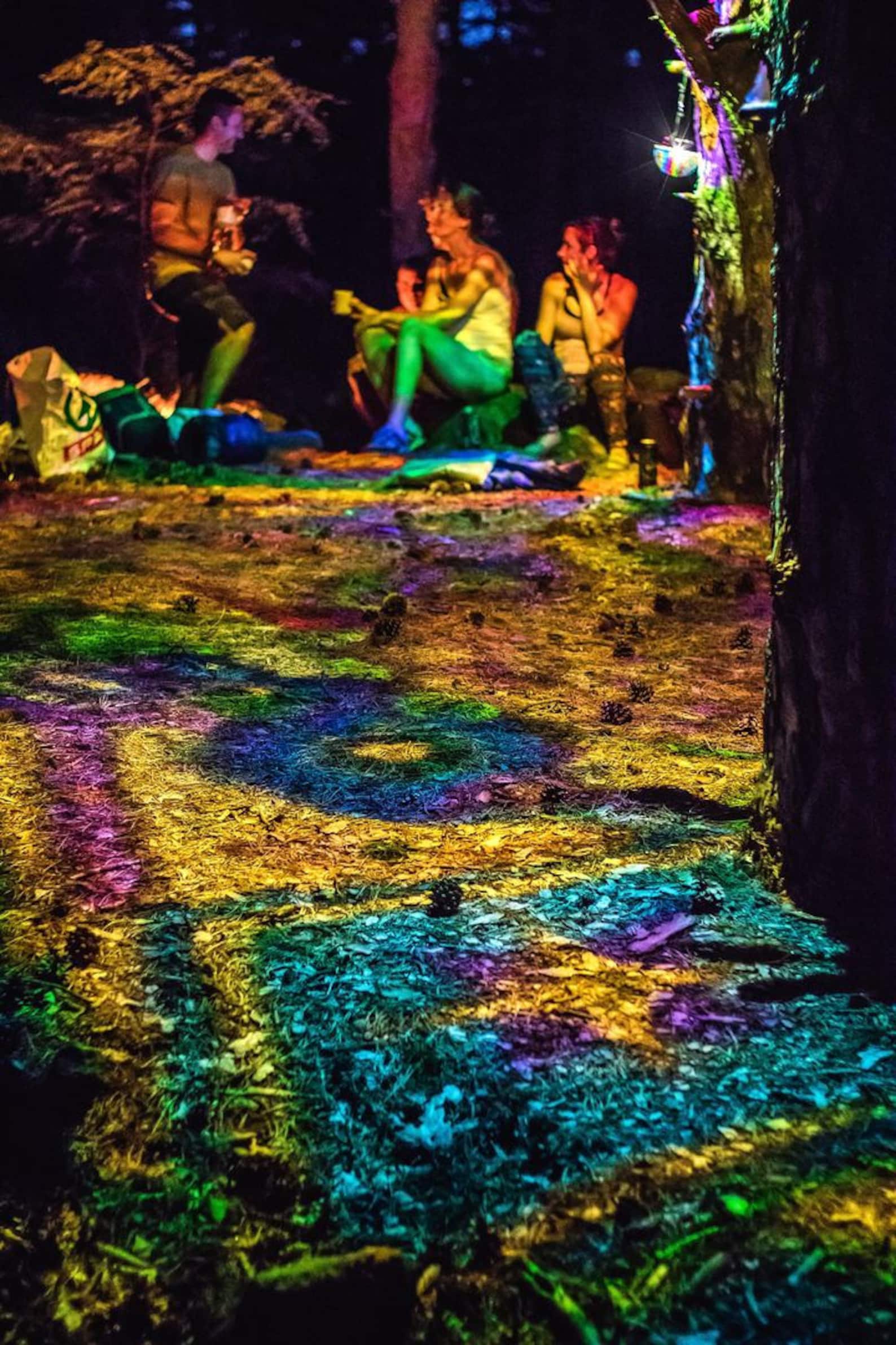 Psychedelic Lamp LED Mood Light Projector Trippy Glass Paint Projection ...