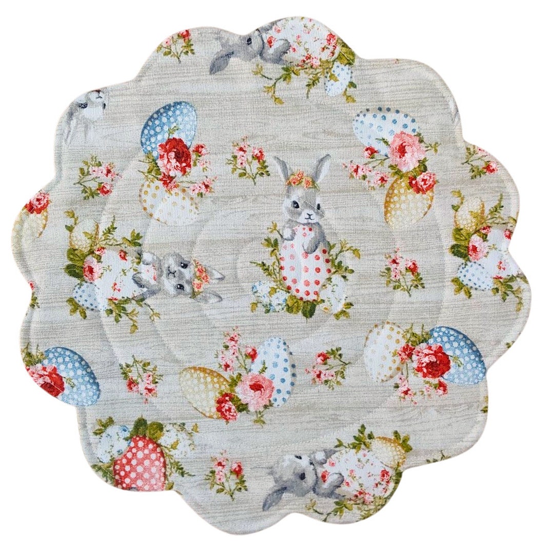 Easter Bunny Quilted Placemat: Scalloped Round Table Topper - Etsy