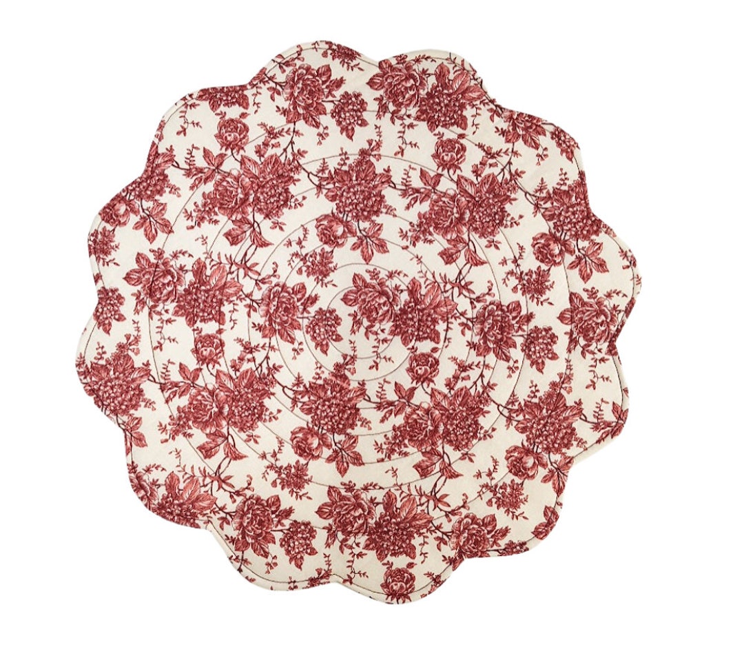Red Toile Placemats With Scalloped Edges, Quilted Table Toppers ...