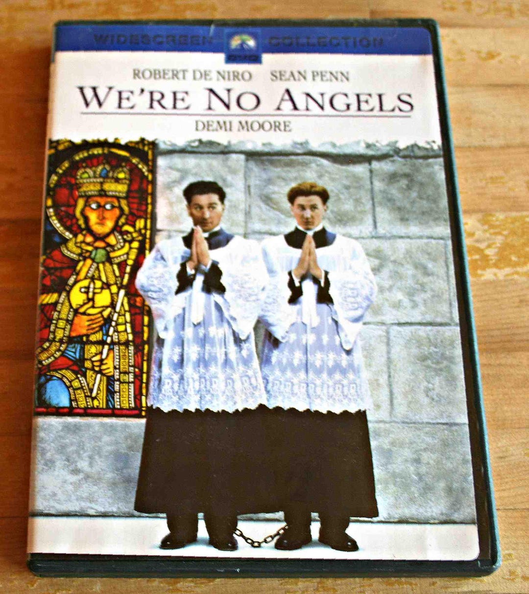 We're No Angels, 1989 DVD, 2004 Robert De Niro, Sean Penn, Demi Moore, Hoyt Axtondirector: Neil ...