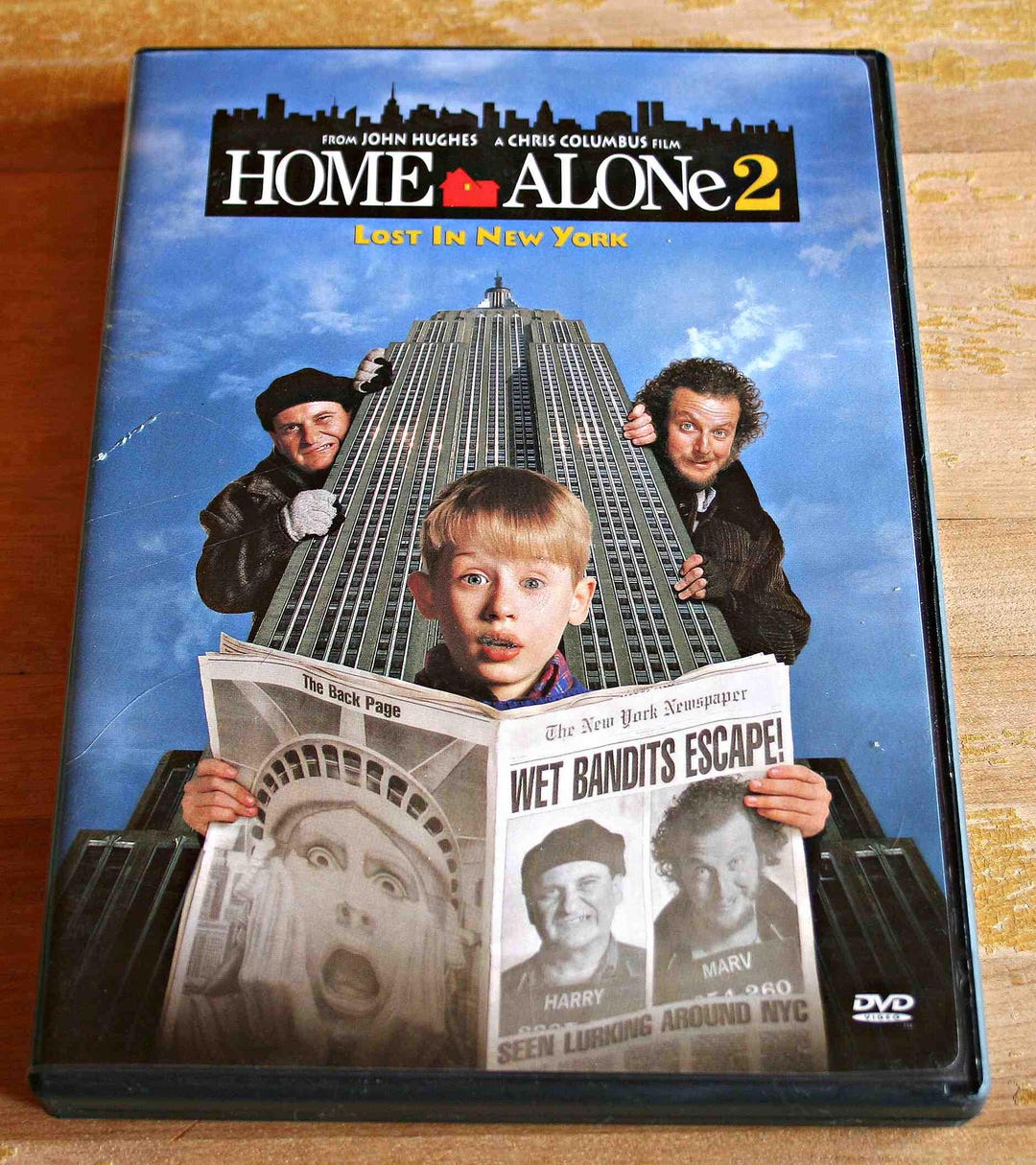 Home Alone 2, 1992 dvdmacaulay Culkin, Joe Pesci, Daniel Sterndirector ...