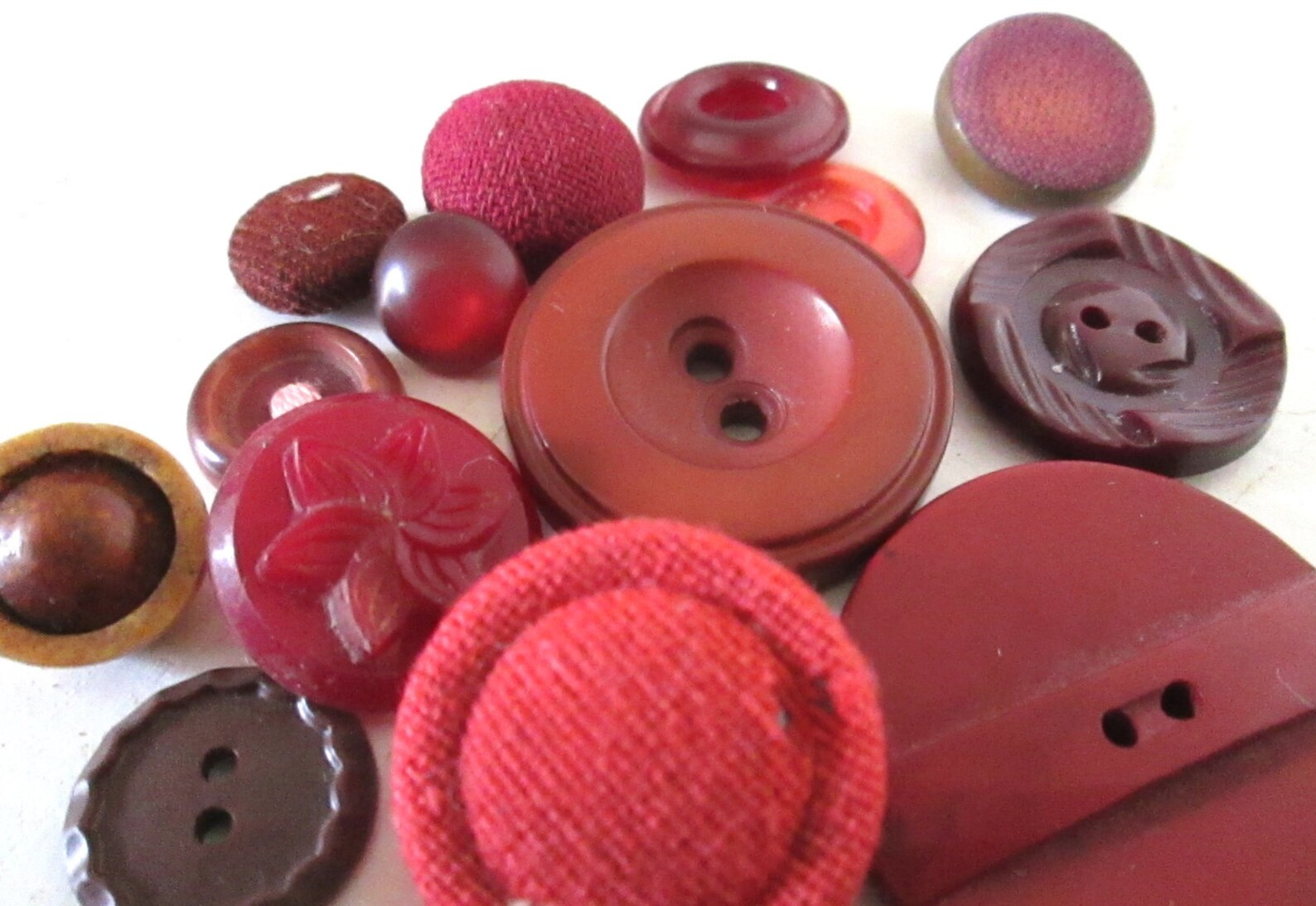 Marsala Wine Buttons Vintage Buttons Sewing Supplies - Etsy