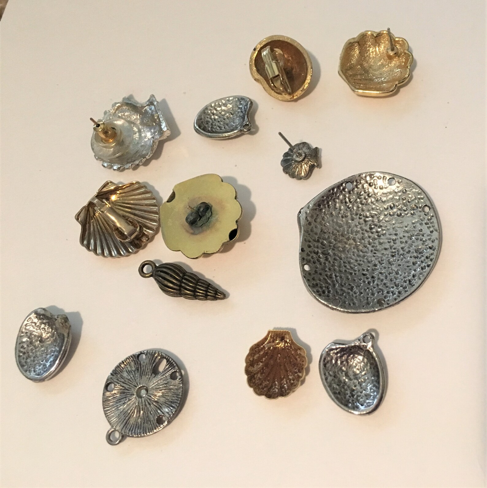 Sea Shell Assemblage Inspiration Collection, Assemblage Art, Assemblage ...