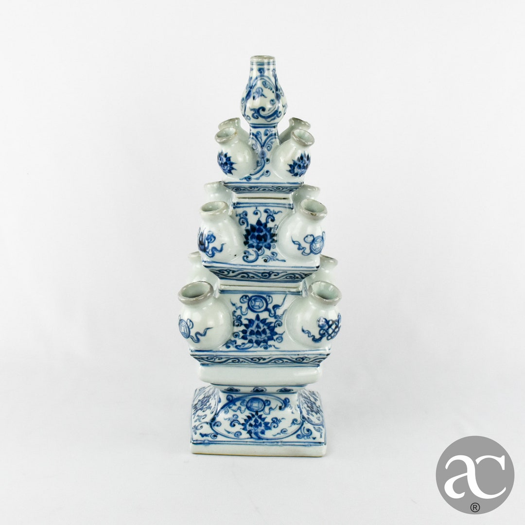 Chinese Porcelain Tulip Vase / Flower Pot, in Pagoda Shape, Republic ...