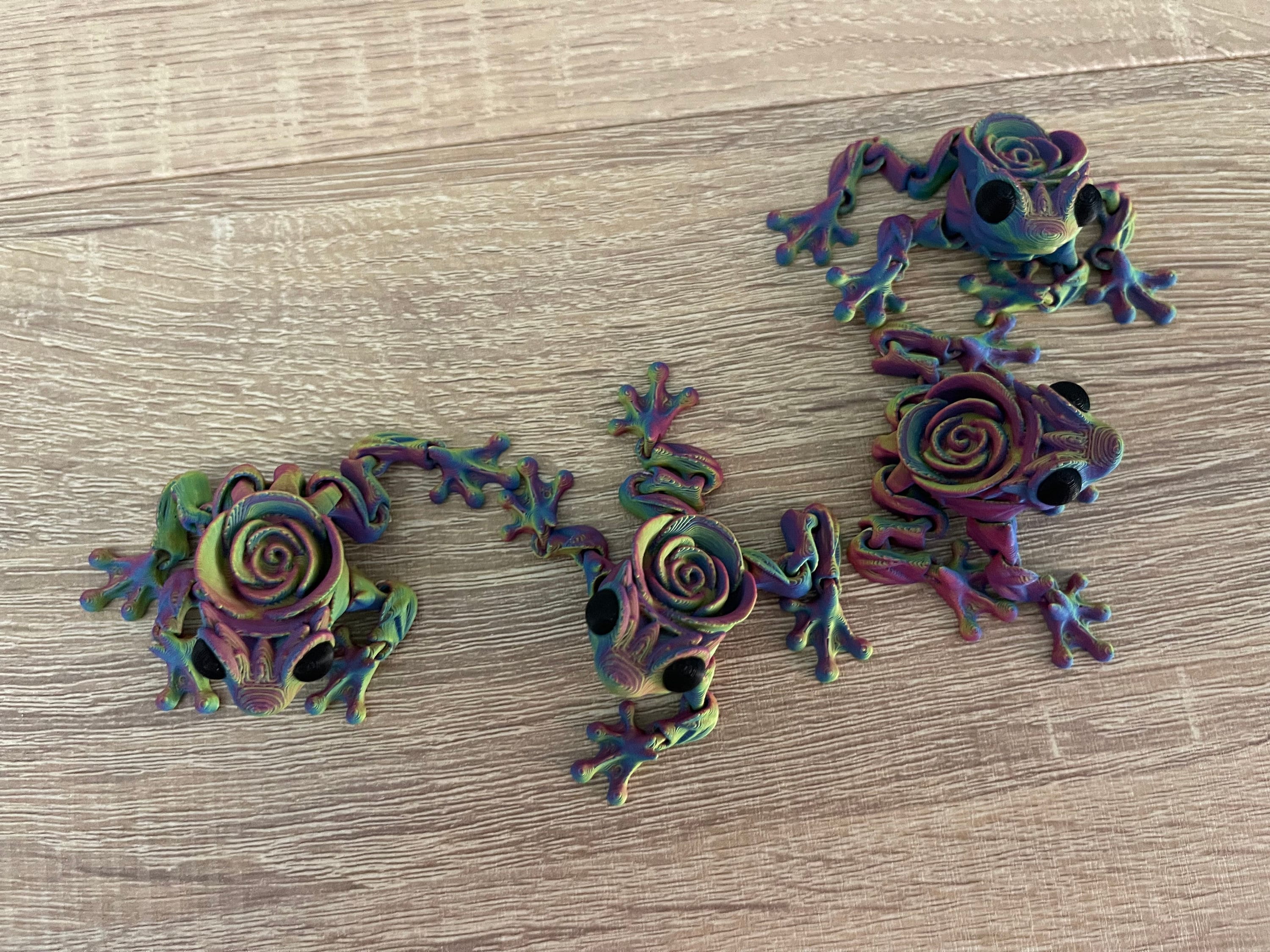 3D Printed Flexi Mini Rose Frog USA Made, PLA Articulate Flexy Figurine ...