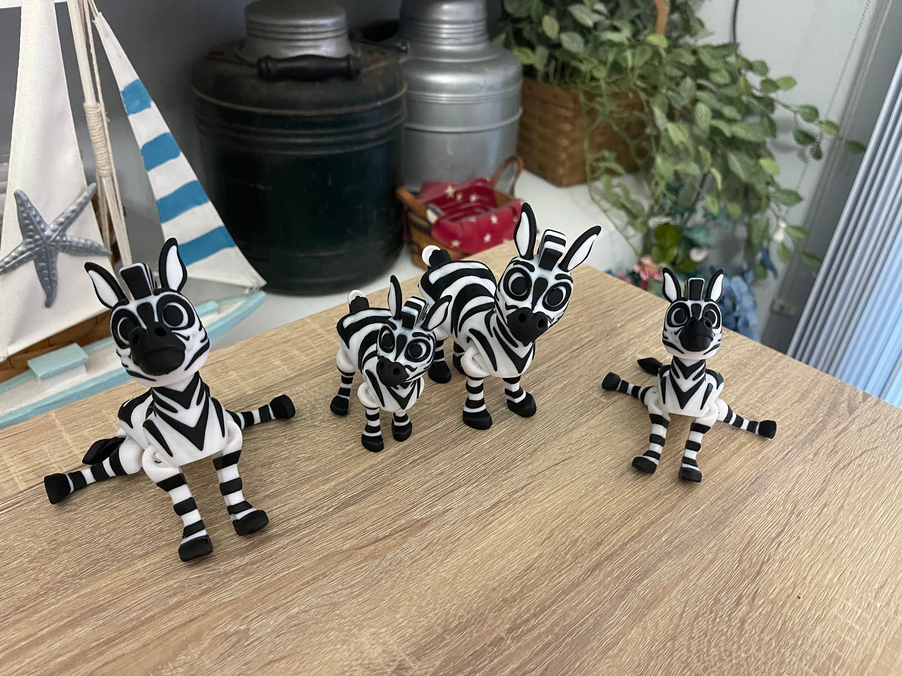 3D Printed Zebra Articulated Flexi Flexy Desk Pet Figure PLA Figurine ...