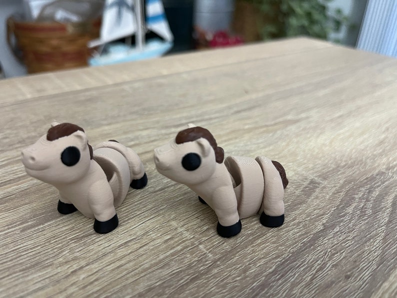 3D Printed Tiny Horse Articulated Fidget Figure USA Made, PLA, Animal ...