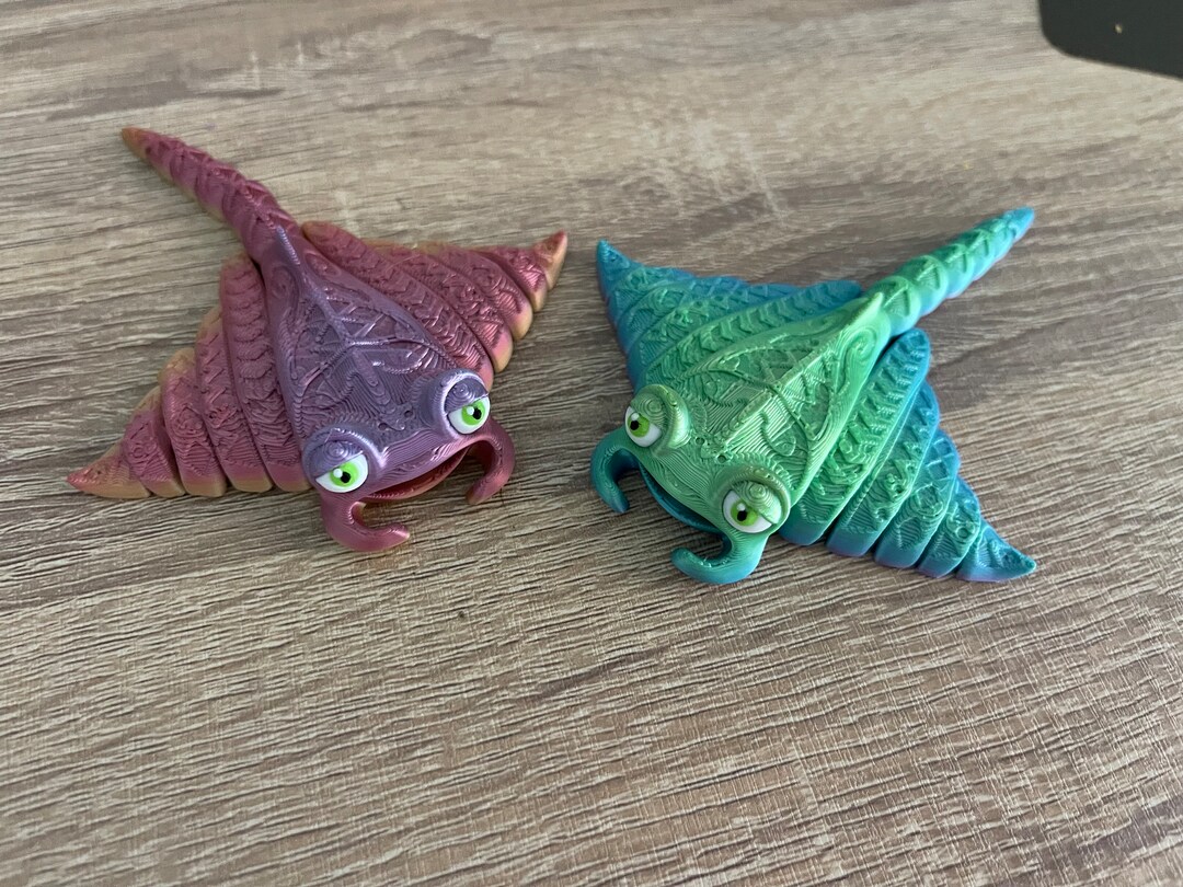 3D Printed Mini Manta Ray (mystery) Rainbow Colored Flexi Articulated ...
